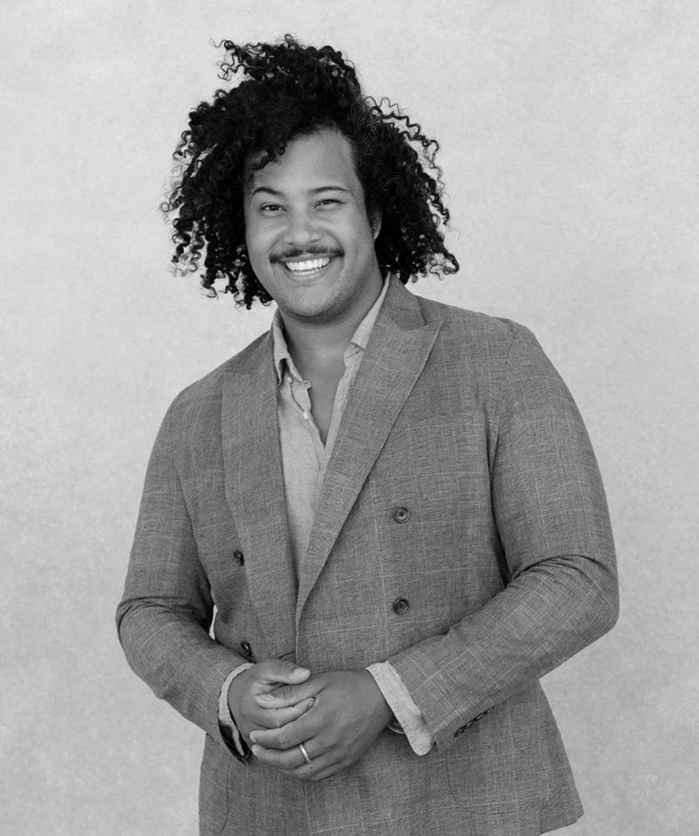 Shean Strong: Elevating Events with Thoughtful Floral Design – Mayker Events